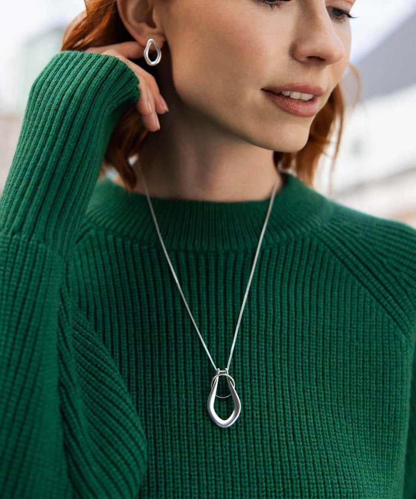 Vesta Ring Keeper – Graceful & Versatile | Pixie Wing™